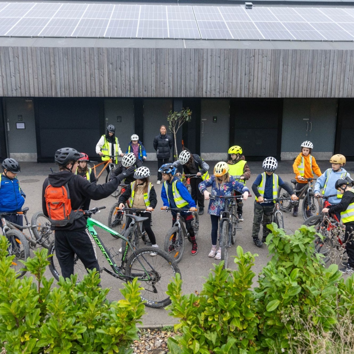 Outdoor and Adventurous Activities in Year 5 - Vale View Primary School